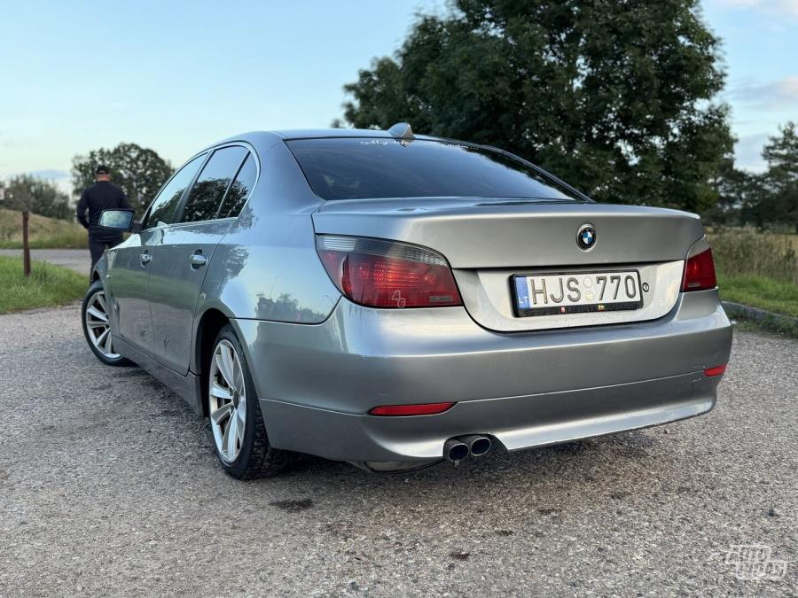 Pelēks BMW 530 2005 Kauņa, ar dzinēja tilpumu 3.00 L un nobraukumu 280 tūkst. km par 2090 €, foto 6 vietnē AUTOMOTO.COM.LV