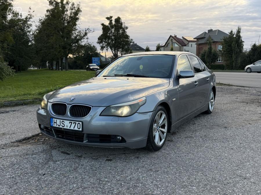 Pelēks BMW 530 2005 Kauņa, ar dzinēja tilpumu 3.00 L un nobraukumu 280 tūkst. km par 2090 €, foto 12 vietnē AUTOMOTO.COM.LV