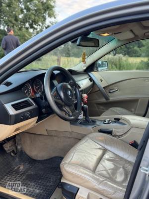 Pelēks BMW 530 2005 Kauņa, ar dzinēja tilpumu 3.00 L un nobraukumu 280 tūkst. km par 2090 €, foto 14 vietnē AUTOMOTO.COM.LV