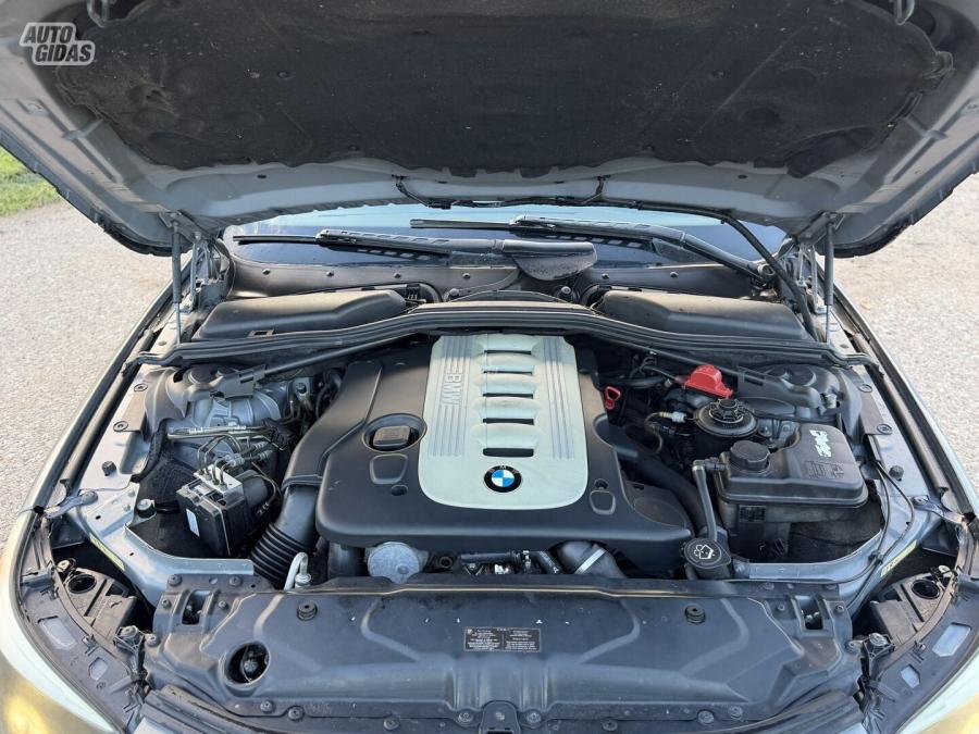 Pelēks BMW 530 2005 Kauņa, ar dzinēja tilpumu 3.00 L un nobraukumu 280 tūkst. km par 2090 €, foto 21 vietnē AUTOMOTO.COM.LV