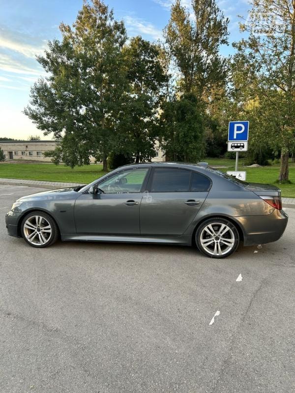 Pelēks BMW 530 2005 Raseiniai, ar dzinēja tilpumu 3.00 L un nobraukumu 367 tūkst. km par 3300 €, foto 5 vietnē AUTOMOTO.COM.LV