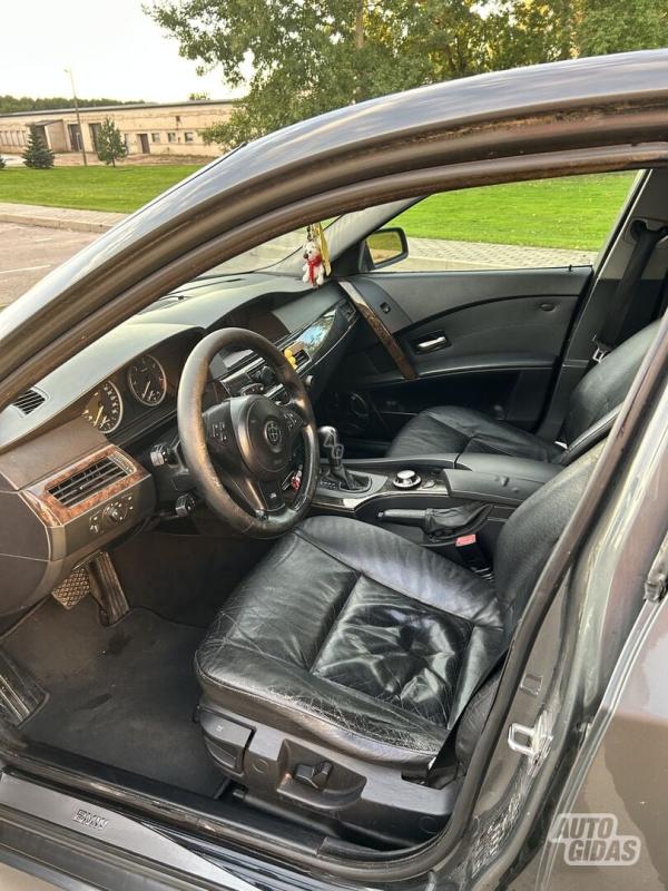 Pelēks BMW 530 2005 Raseiniai, ar dzinēja tilpumu 3.00 L un nobraukumu 367 tūkst. km par 3300 €, foto 7 vietnē AUTOMOTO.COM.LV
