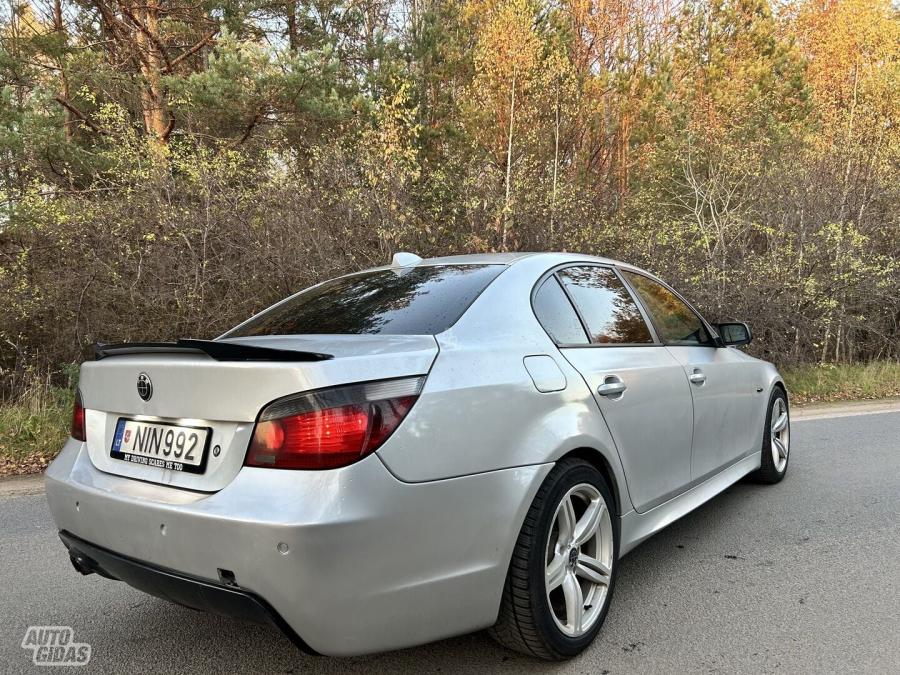 Pelēks BMW 530 2005 Viļņa, ar dzinēja tilpumu 3.00 L un nobraukumu 395 tūkst. km par 3000 €, foto 5 vietnē AUTOMOTO.COM.LV