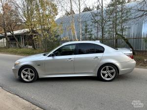Pelēks BMW 530 2005 Viļņa, ar dzinēja tilpumu 3.00 L un nobraukumu 395 tūkst. km par 3000 €, foto 7 vietnē AUTOMOTO.COM.LV