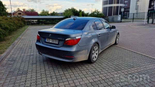 Pelēks BMW 530 2006 Jelgava, ar dzinēja tilpumu 3.00 L un nobraukumu 400 tūkst. km par 3500 €, foto 3 vietnē AUTOMOTO.COM.LV