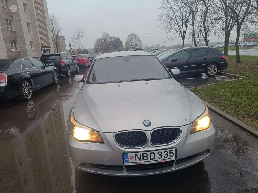 Pelēks BMW 530 2006 Kėdainiai, ar dzinēja tilpumu 2.99 L un nobraukumu 308 tūkst. km par 3500 €, foto 2 vietnē AUTOMOTO.COM.LV