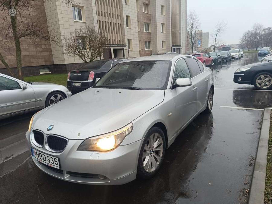 Pelēks BMW 530 2006 Kėdainiai, ar dzinēja tilpumu 2.99 L un nobraukumu 308 tūkst. km par 3500 €, foto 9 vietnē AUTOMOTO.COM.LV