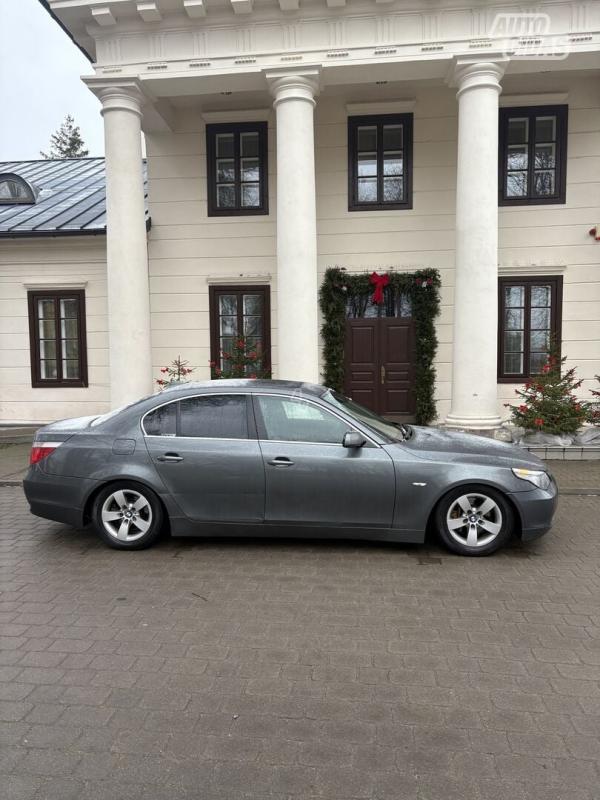 Grey BMW 530 2006 in Druskininkai, with an engine capacity of 3.00 L and mileage of 440 thousand km for 2350 €, photo 2 on AUTOMOTO.COM.LV
