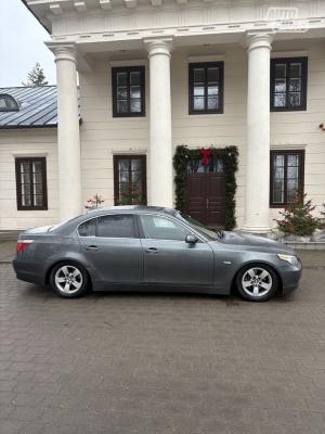 Pelēks BMW 530 2006 Druskininkai, ar dzinēja tilpumu 3.00 L un nobraukumu 440 tūkst. km par 2350 €, foto 2 vietnē AUTOMOTO.COM.LV