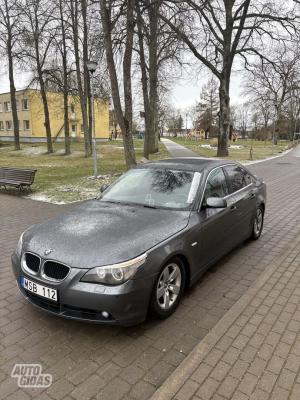 Pelēks BMW 530 2006 Druskininkai, ar dzinēja tilpumu 3.00 L un nobraukumu 440 tūkst. km par 2350 €, foto 5 vietnē AUTOMOTO.COM.LV
