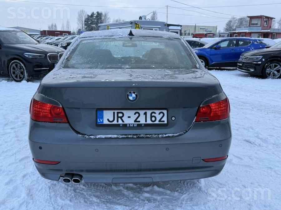 Pelēks BMW 530 2006 Rīga, ar dzinēja tilpumu 3.00 L un nobraukumu 231 tūkst. km par 4999 €, foto 22 vietnē AUTOMOTO.COM.LV