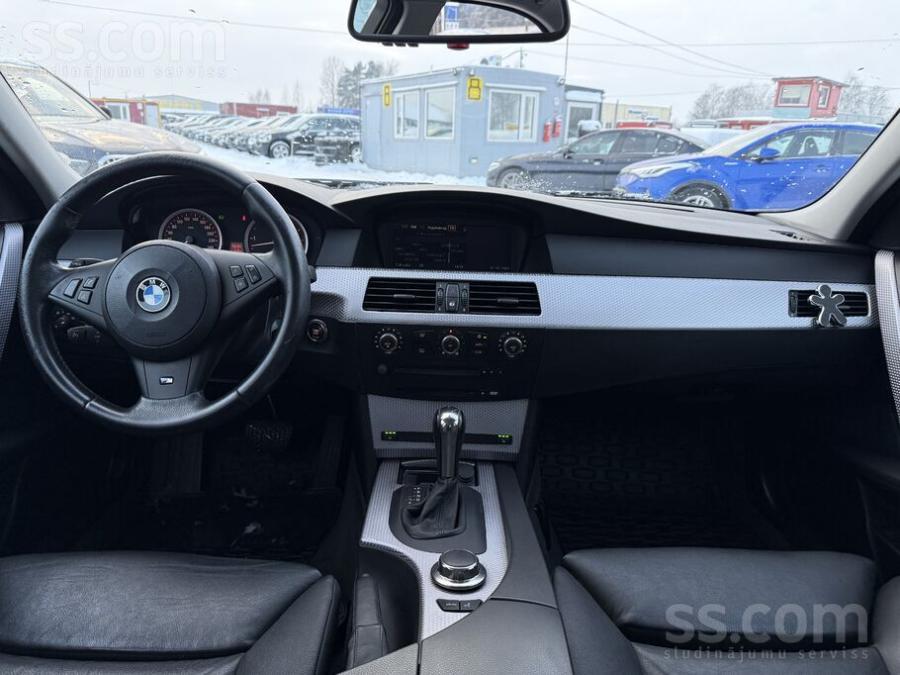 Pelēks BMW 530 2006 Rīga, ar dzinēja tilpumu 3.00 L un nobraukumu 231 tūkst. km par 4999 €, foto 32 vietnē AUTOMOTO.COM.LV