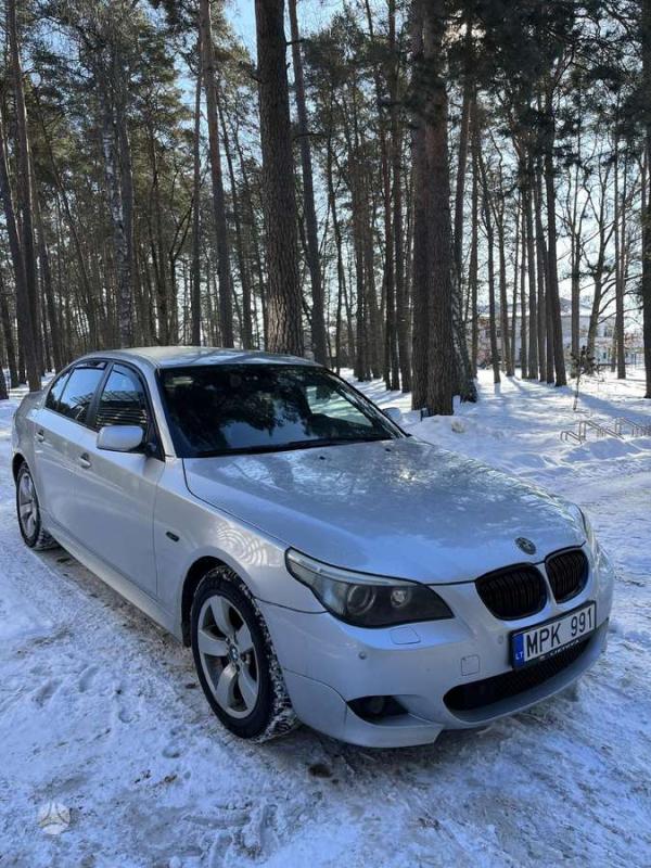 Grey BMW 530 2006 in Alytus, with an engine capacity of 2.99 L and mileage of 351 thousand km for 4500 €, photo 3 on AUTOMOTO.COM.LV