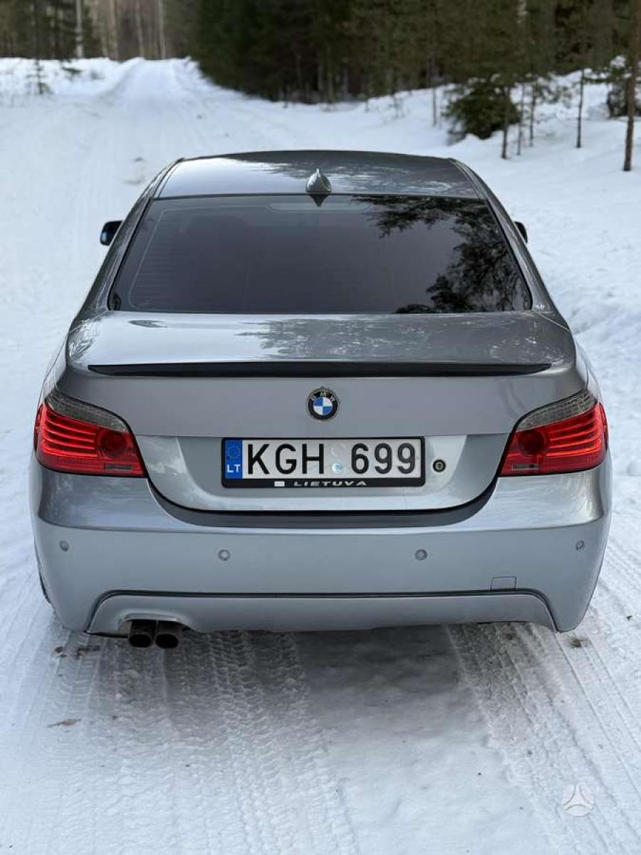 Pelēks BMW 530 2006 Kauņa, ar dzinēja tilpumu 2.99 L un nobraukumu 407 tūkst. km par 3900 €, foto 7 vietnē AUTOMOTO.COM.LV