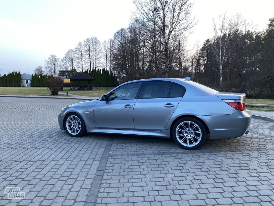 Pelēks BMW 530 2006 Druskininkai, ar dzinēja tilpumu 3.00 L un nobraukumu 280 tūkst. km par 5700 €, foto 4 vietnē AUTOMOTO.COM.LV