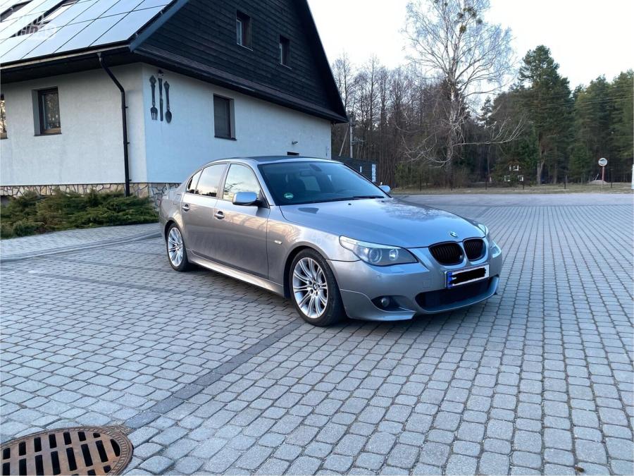 Pelēks BMW 530 2006 Druskininkai, ar dzinēja tilpumu 3.00 L un nobraukumu 280 tūkst. km par 5700 €, foto 11 vietnē AUTOMOTO.COM.LV