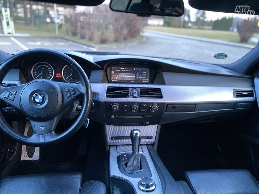 Pelēks BMW 530 2006 Druskininkai, ar dzinēja tilpumu 3.00 L un nobraukumu 280 tūkst. km par 5700 €, foto 14 vietnē AUTOMOTO.COM.LV