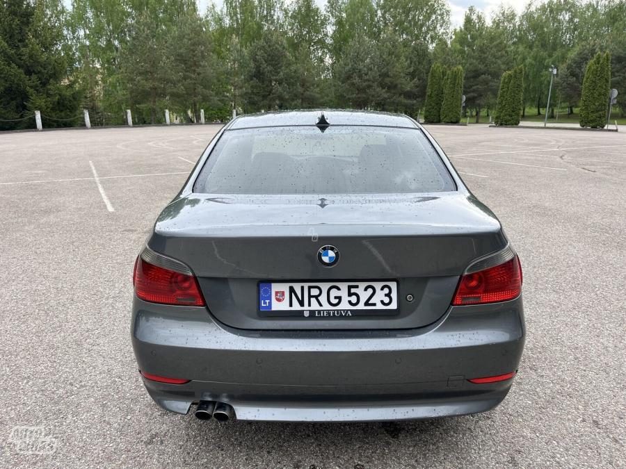 Серый БМВ 530 2006 в Алитус, объемом двигателя 3.00 л и пробегом 355 тыс. км за 3350 €, фото 7 на AUTOMOTO.COM.LV