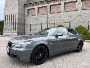 Серый БМВ 530 2006 в Алитус, объемом двигателя 3.00 л и пробегом 355 тыс. км за 3350 €, фото 9 на AUTOMOTO.COM.LV