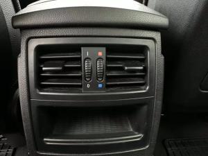 Grey BMW 530 2006 in Riga, with an engine capacity of 3.00 L and mileage of 380 thousand km for 3990 €, photo 17 on AUTOMOTO.COM.LV