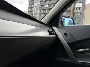 Grey BMW 530 2006 in Riga, with an engine capacity of 3.00 L and mileage of 380 thousand km for 3990 €, photo 29 on AUTOMOTO.COM.LV