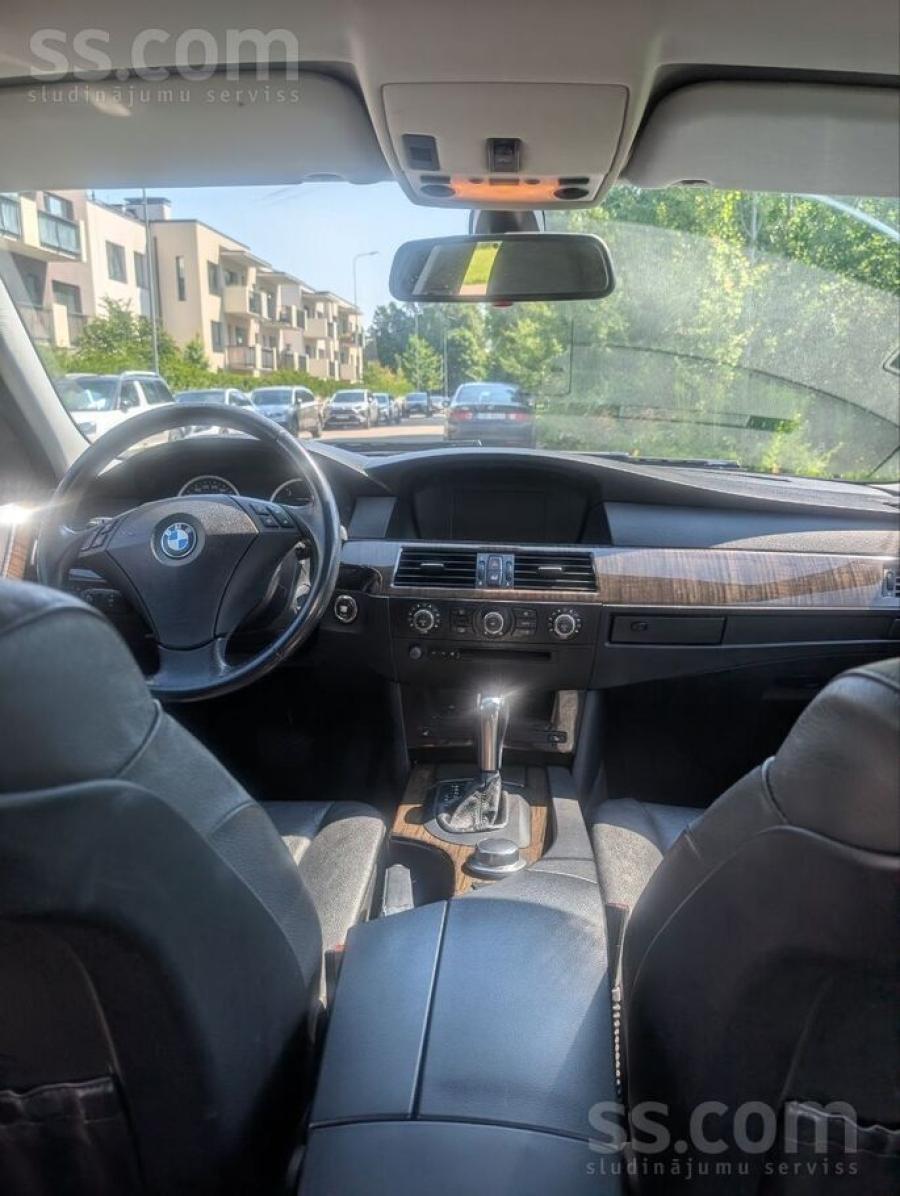 Grey BMW 530 2006 in Riga, with an engine capacity of 3.00 L and mileage of 240 thousand km for 4200 €, photo 8 on AUTOMOTO.COM.LV