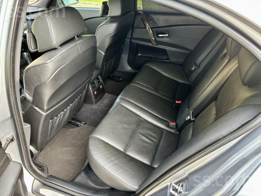 Pelēks BMW 530 2006 Rīga, ar dzinēja tilpumu 3.00 L un nobraukumu 360 tūkst. km par 6800 €, foto 14 vietnē AUTOMOTO.COM.LV