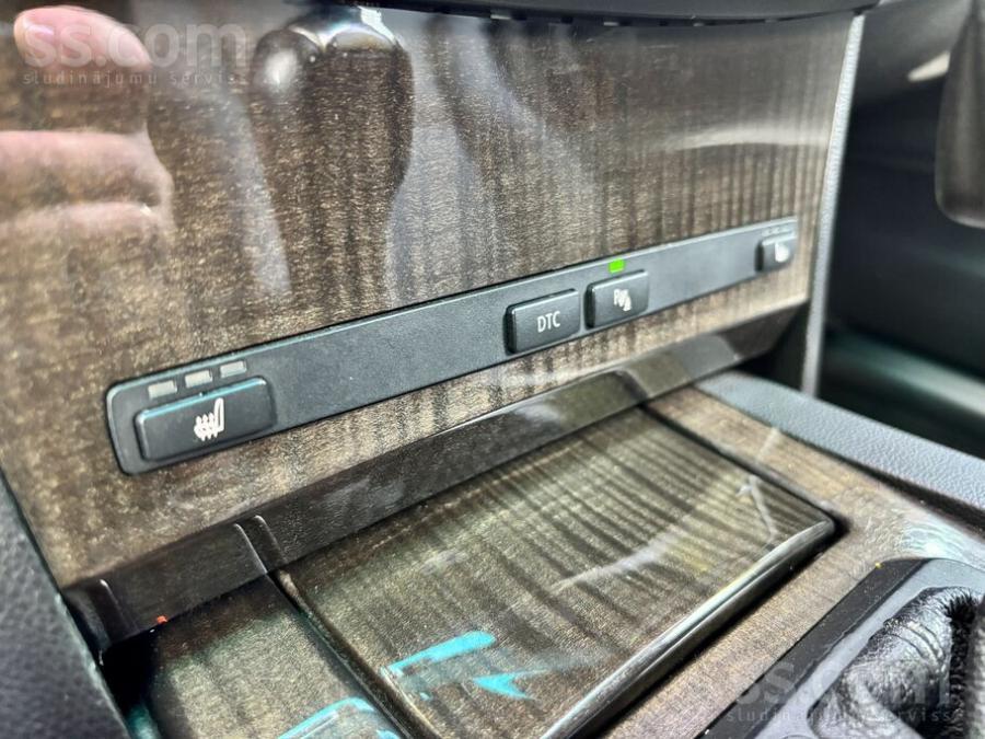 Pelēks BMW 530 2006 Rīga, ar dzinēja tilpumu 3.00 L un nobraukumu 360 tūkst. km par 6800 €, foto 21 vietnē AUTOMOTO.COM.LV