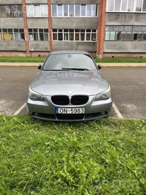 Pelēks BMW 530 2006 Rīga, ar dzinēja tilpumu 3.00 L un nobraukumu 215 tūkst. km par 2300 €, foto  vietnē AUTOMOTO.COM.LV
