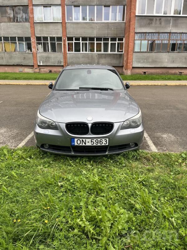 Grey BMW 530 2006 in Riga, with an engine capacity of 3.00 L and mileage of 215 thousand km for 2300 €, photo 1 on AUTOMOTO.COM.LV