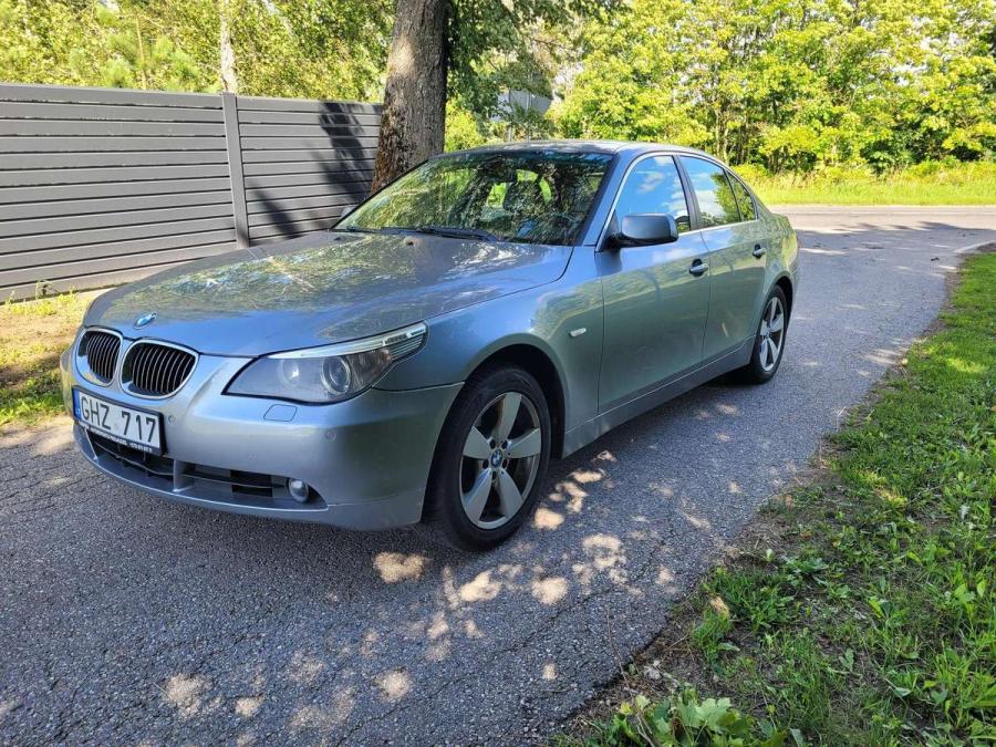Pelēks BMW 530 2006 Viļņa, ar dzinēja tilpumu 2.99 L un nobraukumu 460 tūkst. km par 3000 €, foto 1 vietnē AUTOMOTO.COM.LV