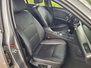 Pelēks BMW 530 2006 Viļņa, ar dzinēja tilpumu 2.99 L un nobraukumu 460 tūkst. km par 3000 €, foto 8 vietnē AUTOMOTO.COM.LV