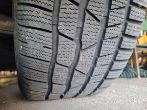 Pelēks BMW 530 2006 Viļņa, ar dzinēja tilpumu 2.99 L un nobraukumu 460 tūkst. km par 3000 €, foto 13 vietnē AUTOMOTO.COM.LV