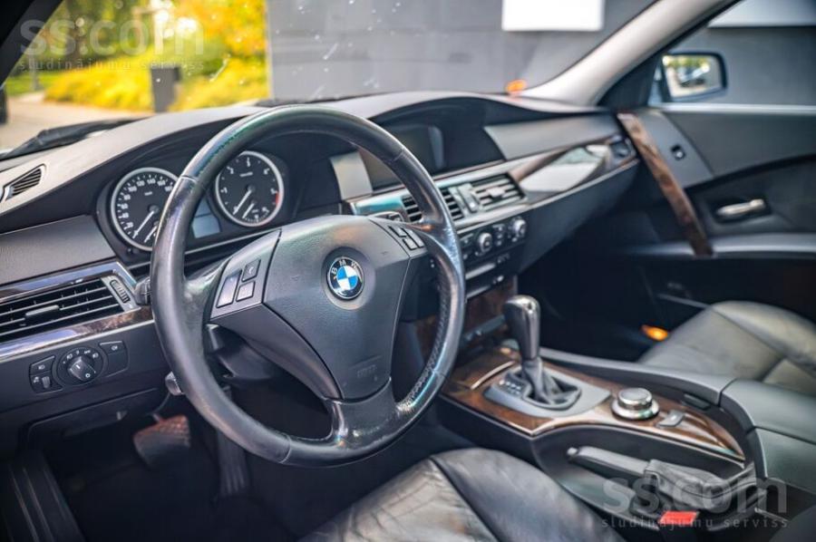 Pelēks BMW 530 2006 Rīga, ar dzinēja tilpumu 3.00 L un nobraukumu 327 tūkst. km par 2990 €, foto 11 vietnē AUTOMOTO.COM.LV