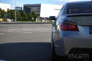 Pelēks BMW 530 2006 Rīga, ar dzinēja tilpumu 3.00 L un nobraukumu 378 tūkst. km par 5390 €, foto 10 vietnē AUTOMOTO.COM.LV