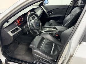 Grey BMW 530 2006 in Kaunas, with an engine capacity of 3.00 L and mileage of 303 thousand km for 1950 €, photo 9 on AUTOMOTO.COM.LV