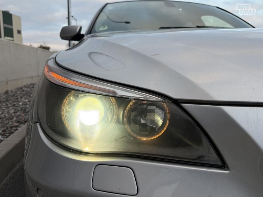 Grey BMW 530 2006 in Kaunas, with an engine capacity of 3.00 L and mileage of 303 thousand km for 1950 €, photo 28 on AUTOMOTO.COM.LV