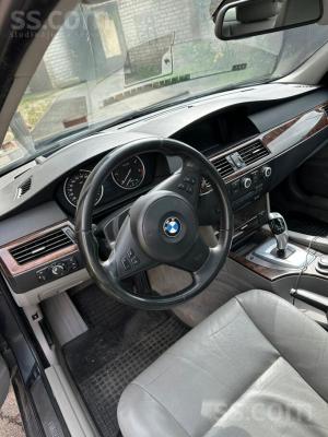Pelēks BMW 530 2007 Rīga, ar dzinēja tilpumu 3.00 L un nobraukumu 327 tūkst. km par 4500 €, foto 5 vietnē AUTOMOTO.COM.LV