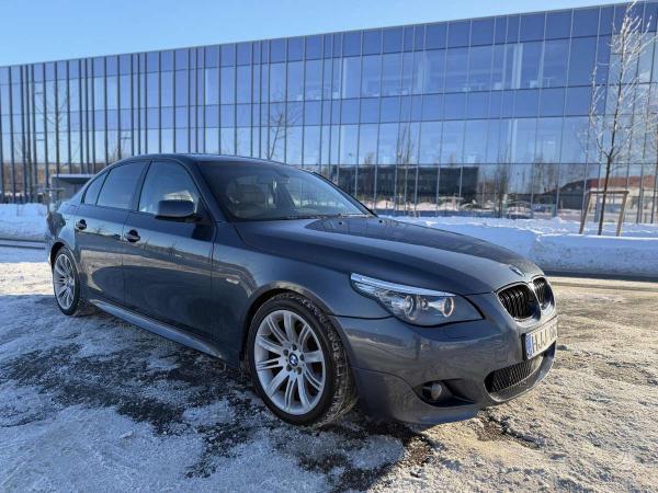 Pelēks BMW 530 2007 Viļņa, ar dzinēja tilpumu 3.00 L un nobraukumu 400 tūkst. km par 6650 €, foto 5 vietnē AUTOMOTO.COM.LV