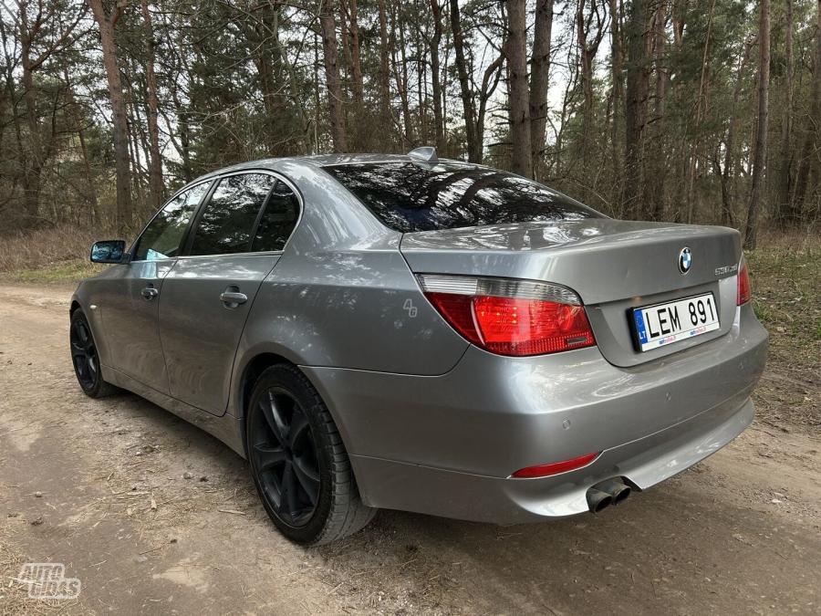 Pelēks BMW 530 2007 Kauņa, ar dzinēja tilpumu 3.00 L un nobraukumu 330 tūkst. km par 3450 €, foto 3 vietnē AUTOMOTO.COM.LV