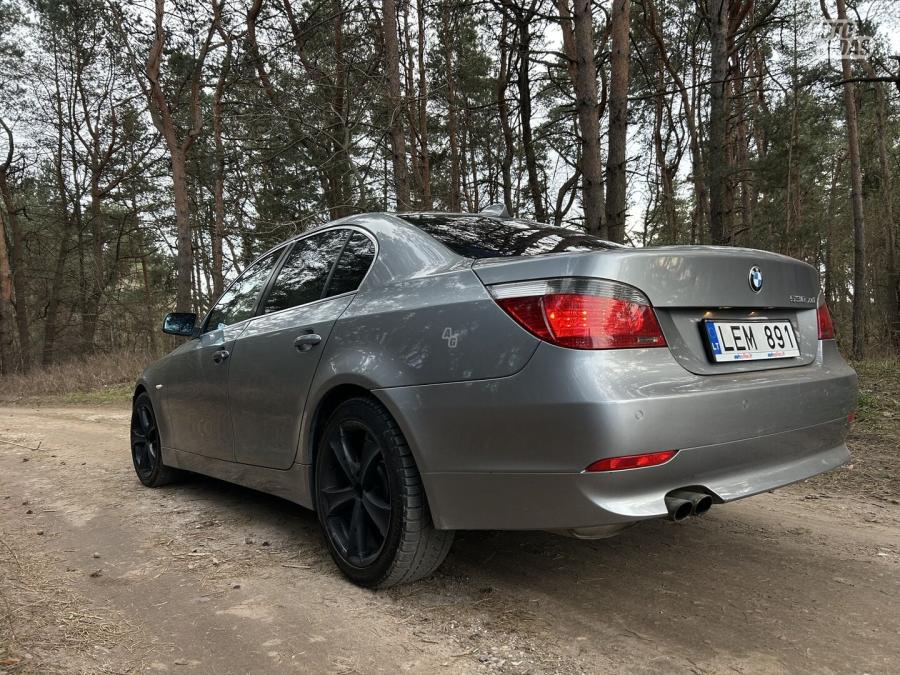 Pelēks BMW 530 2007 Kauņa, ar dzinēja tilpumu 3.00 L un nobraukumu 330 tūkst. km par 3450 €, foto 7 vietnē AUTOMOTO.COM.LV
