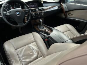 Pelēks BMW 530 2007 Kauņa, ar dzinēja tilpumu 3.00 L un nobraukumu 330 tūkst. km par 3450 €, foto 14 vietnē AUTOMOTO.COM.LV