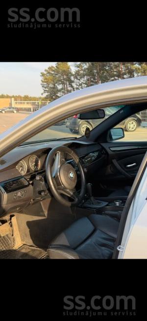 Pelēks BMW 530 2007 Rīga, ar dzinēja tilpumu 3.00 L un nobraukumu 311 tūkst. km par 6700 €, foto 13 vietnē AUTOMOTO.COM.LV