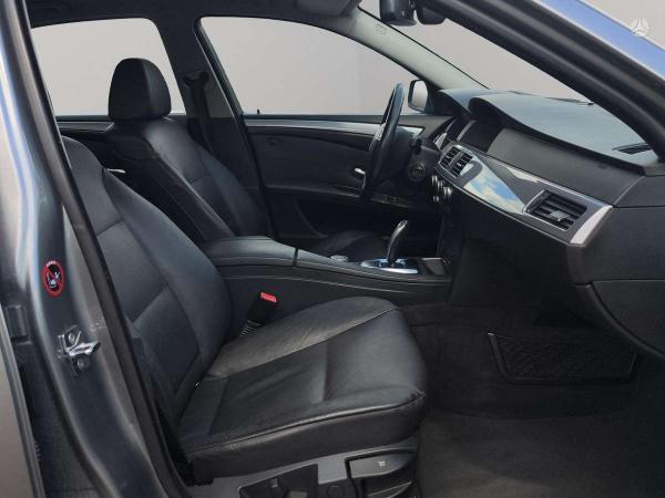 Grey BMW 530 2007 in Vilnius, with an engine capacity of 3.00 L and mileage of 308 thousand km for 5499 €, photo 8 on AUTOMOTO.COM.LV