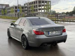 Grey BMW 530 2007 in Vilnius, with an engine capacity of 2.99 L and mileage of 400 thousand km for 5999 €, photo 21 on AUTOMOTO.COM.LV