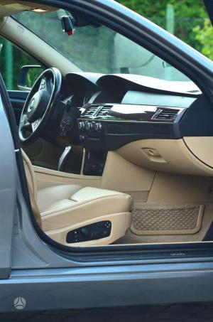 Grey BMW 530 2007 in Kaisiadorys, with an engine capacity of 2.99 L and mileage of 289 thousand km for 7499 €, photo 8 on AUTOMOTO.COM.LV