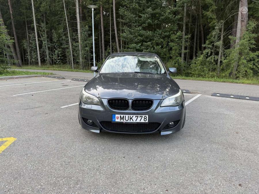 Pelēks BMW 530 2007 Klaipėda, ar dzinēja tilpumu 2.99 L un nobraukumu 222 tūkst. km par 4800 €, foto 7 vietnē AUTOMOTO.COM.LV