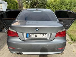 Pelēks BMW 530 2007 Viļņa, ar dzinēja tilpumu 2.99 L un nobraukumu 390 tūkst. km par 4300 €, foto 3 vietnē AUTOMOTO.COM.LV