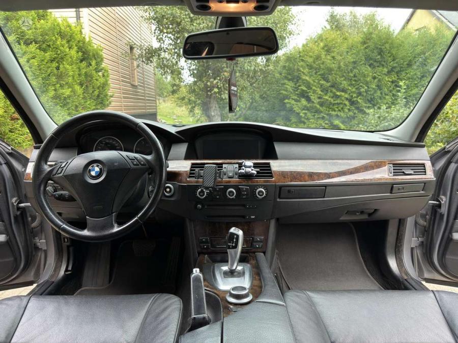 Pelēks BMW 530 2007 Viļņa, ar dzinēja tilpumu 2.99 L un nobraukumu 390 tūkst. km par 4300 €, foto 10 vietnē AUTOMOTO.COM.LV