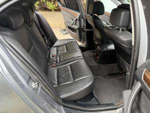 Pelēks BMW 530 2007 Viļņa, ar dzinēja tilpumu 2.99 L un nobraukumu 390 tūkst. km par 4300 €, foto 15 vietnē AUTOMOTO.COM.LV